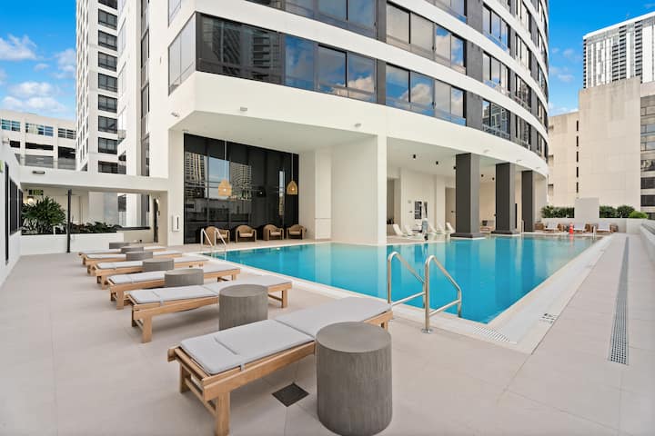 Top Location-amazing Amenities And Free Parking - The Bahamas