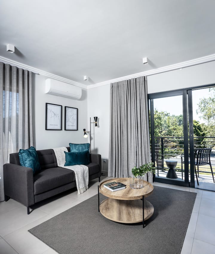 Stylish 1-bedroom Apartment 10 Min Walk To Centre - Stellenbosch