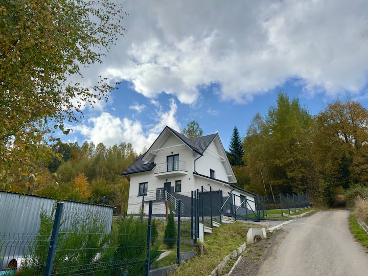 Między Wzgórzami Korbielów - Korbielów