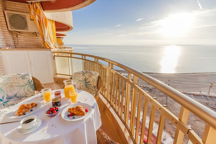 Vistas Al Mediterráneo (Media Estancia +11 Noches) - La Marina