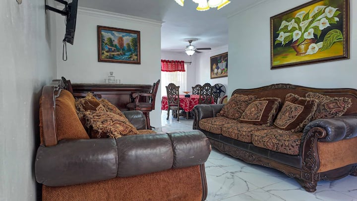 Lujoso Apt Zona Más Segura De La Romana Con Cocina - La Romana