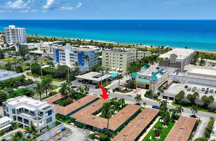 1 Bdrm/1 Bath 600 Steps To Pristine Delray Beach - Delray Beach, FL