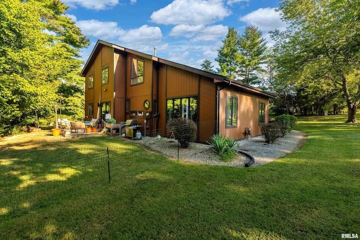 Mid-century Modern Dream House - Carbondale