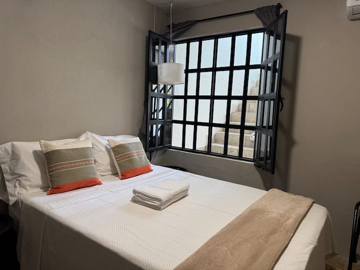 Casa Con 2 Dptos Independientes Ideal Para Grupos - Tapachula