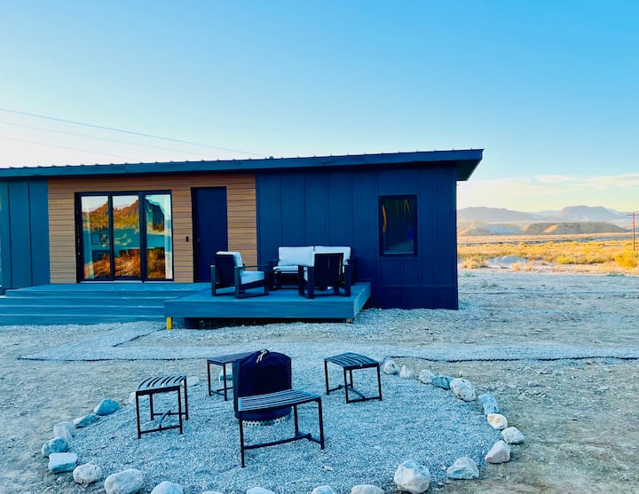 Stellar Retreat At Big Bend - Cabin #6 - Terlingua, TX