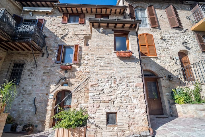 Casa Cielo-terra Nel Cuore Del Centro Di Assisi - Assisi