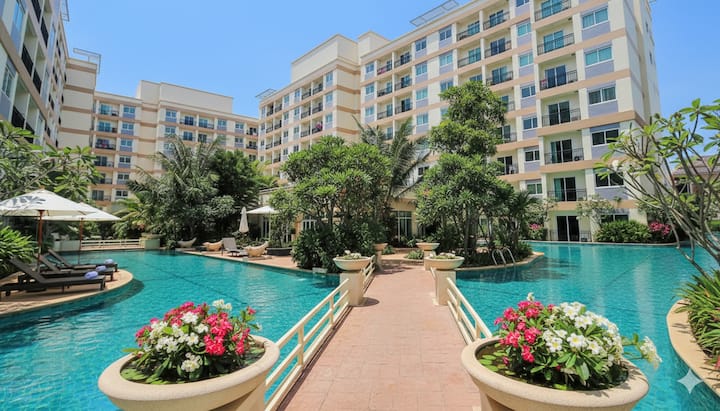 Park Lane Resort Pattaya - Vue Piscine & Balcon - Thailand
