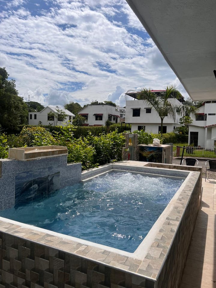 Hermosa Casa Campestre En Ricaurte - Girardot