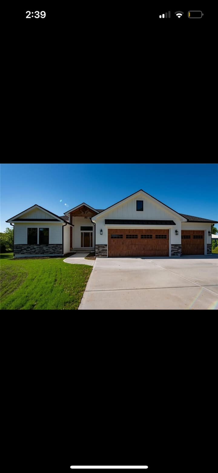The Best House For The World Cup! - Pleasant Hill, MO