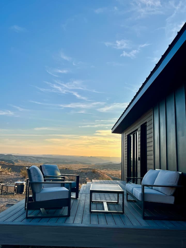 Stellar Retreat At Big Bend - Cabin #7 - Terlingua, TX