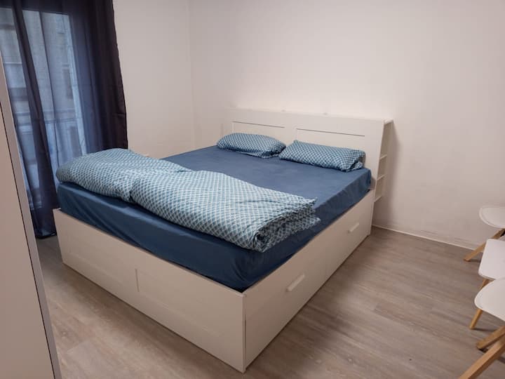 Bright Private Double Room Near Central Station - Nuremberg