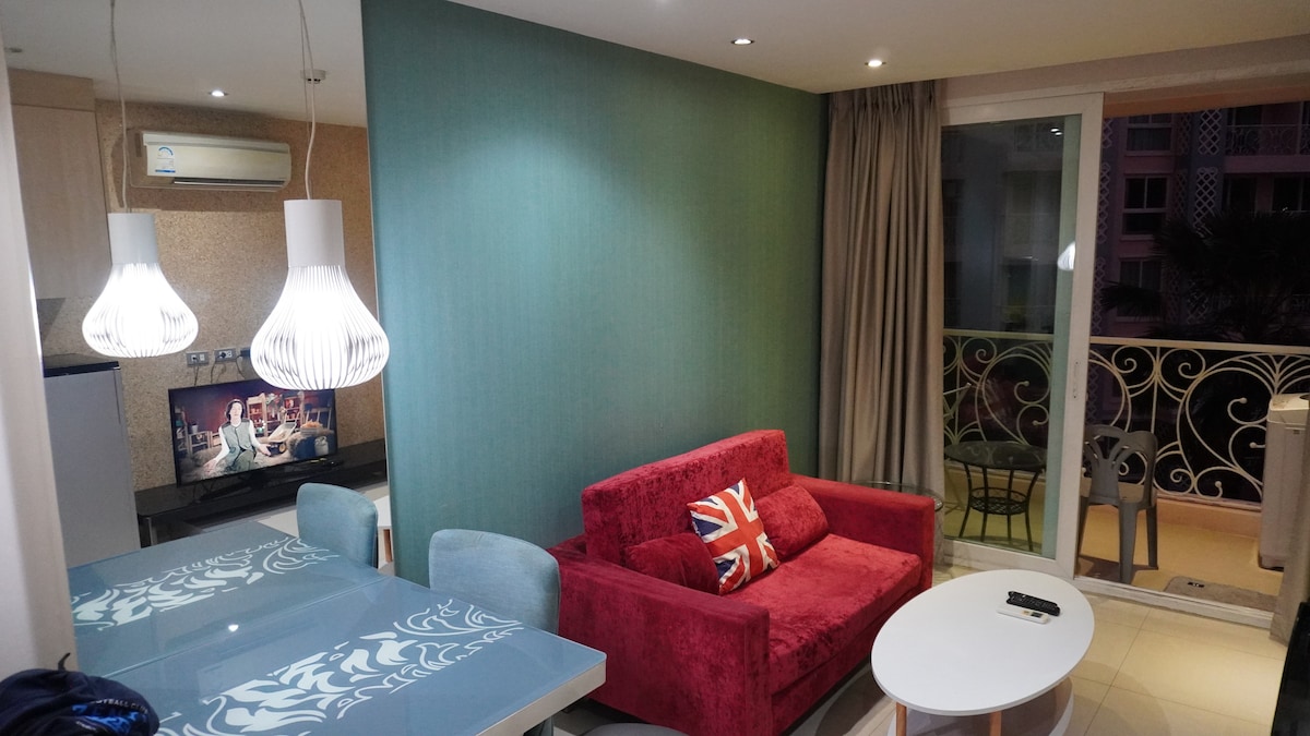 Gemütliche Wohnung mit Blick auf den Pool - Wohnungen zur Miete in ...