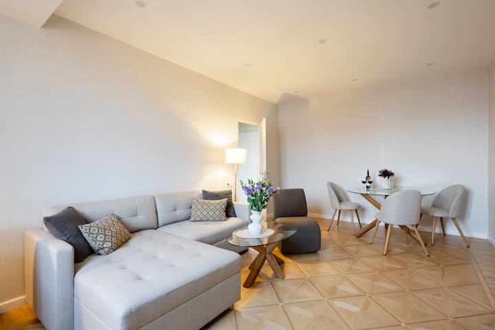 Bright & Sun-filled Interior | Central Comfort - Yerevan