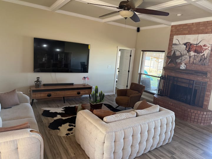 Family Ranch In Red Oak - Palmer, TX