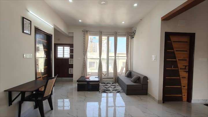 Attractive 3bhk Near Btm Layout 401 - Bangalore