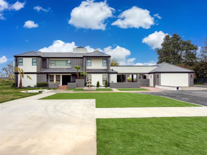 Saffron Villa - Manteca, CA