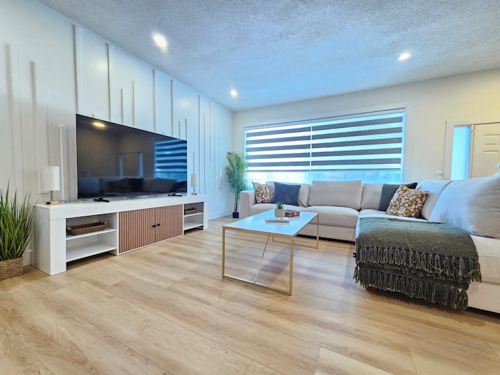 Lots Of Room To Gather, Family Friendly W/ Arcade - Edmonton, Canada