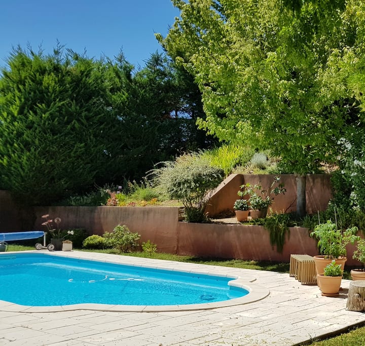 Maisonnette 15mn Centre Terrasse Parking Piscine - Aix-en-Provence