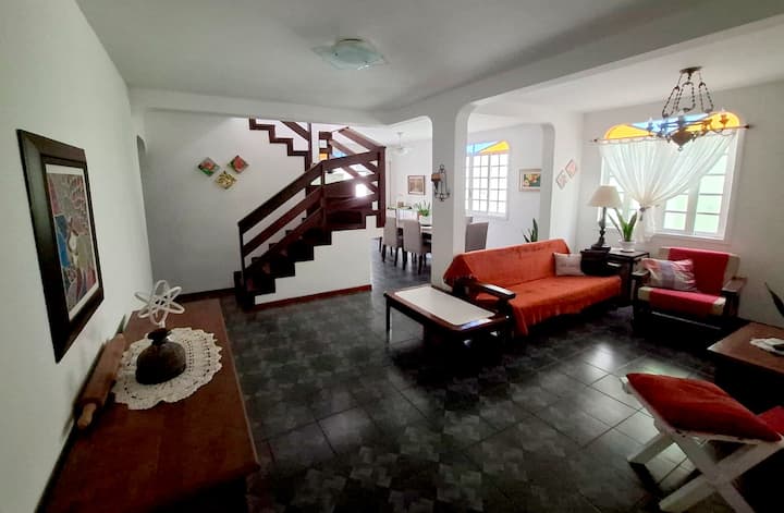 Cobertura A 200 Metros Da Praia De Canasvieiras - Florianópolis