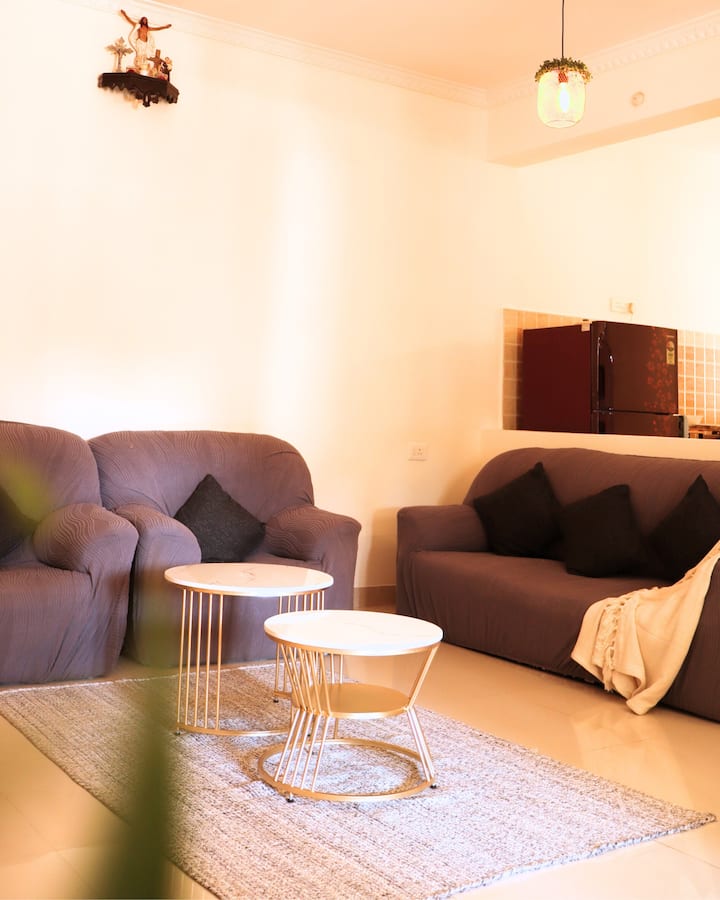 Elegant Coastal Apartment •Walk To Candolim Beach - Goa