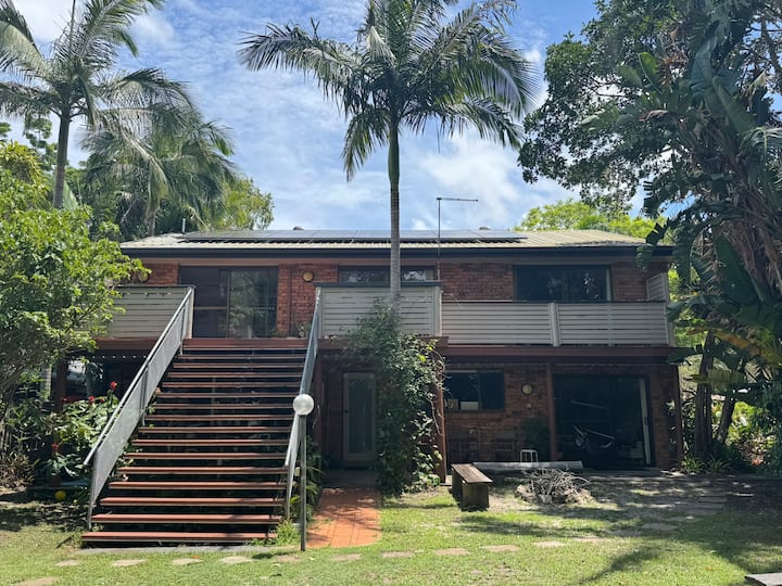 Byron Bay Guesthouse With Outdoor Hot Tub - Byron Bay