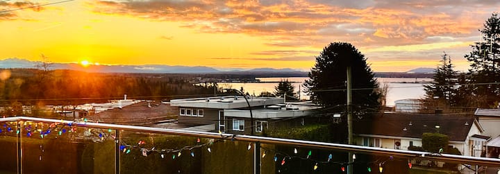 White Rock East Beach 2 Bedroom Suite With Kitchen - White Rock