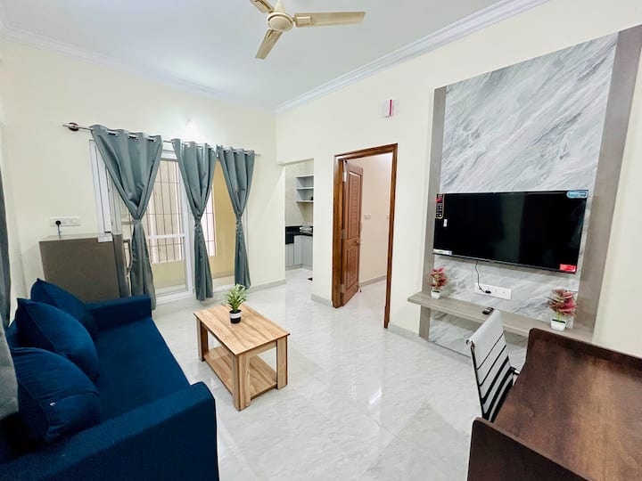 Breezehaven 1bhk | Lift | Powerbackup |Parking Hsr - Bengaluru