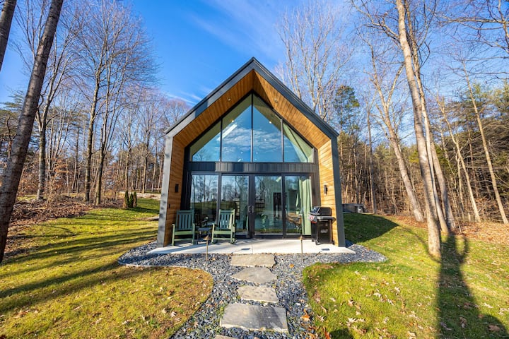 Lakefront Cabin With Hot Tub, Sauna - ELK RIDGE, Shoals