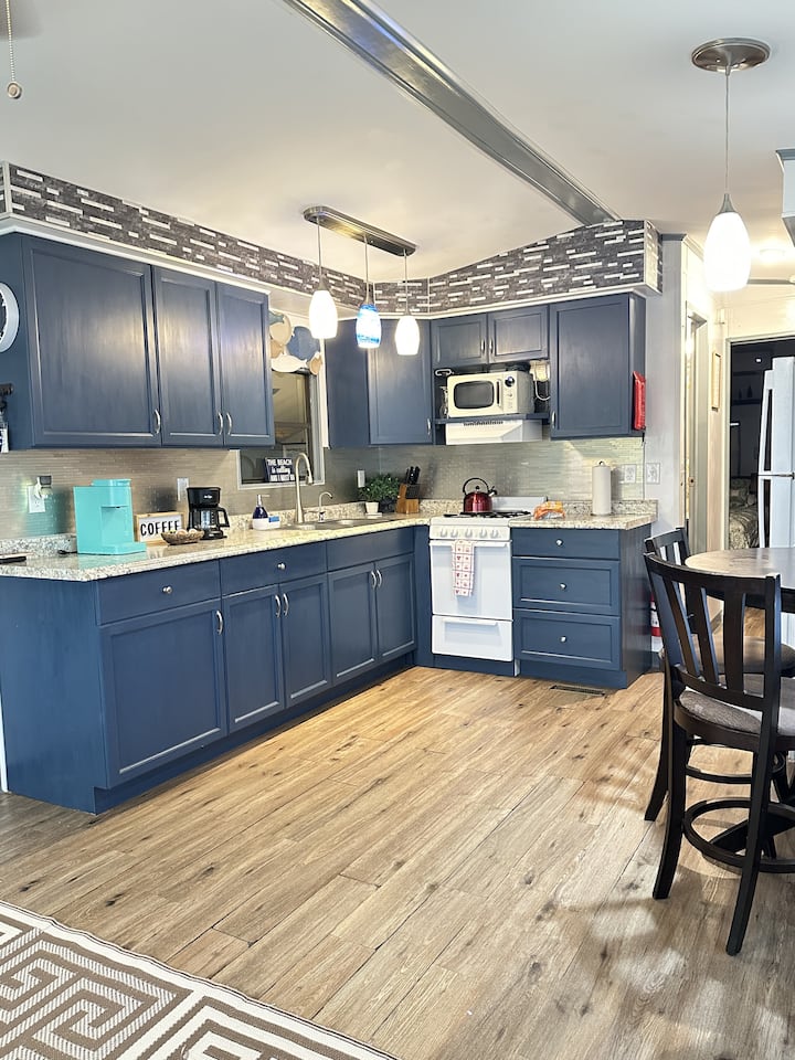 Cottage Minutes To Disney | Pool, Mini Golf, W/d - Celebration, FL