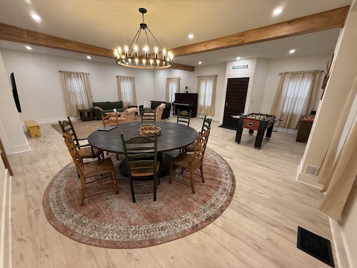 The Grange — Updated Village Home Near Okemo - Ludlow, VT