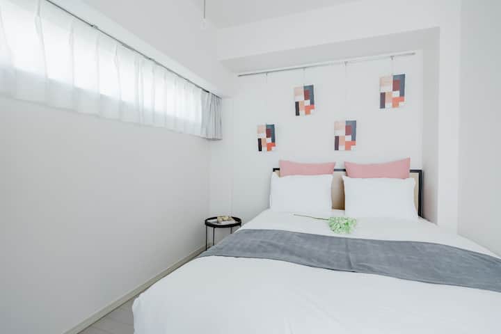 最寄り駅まで徒歩5分の好立地/スーパー・コンビニが近くて便利!/pl白金高輪 H01 - Roppongi