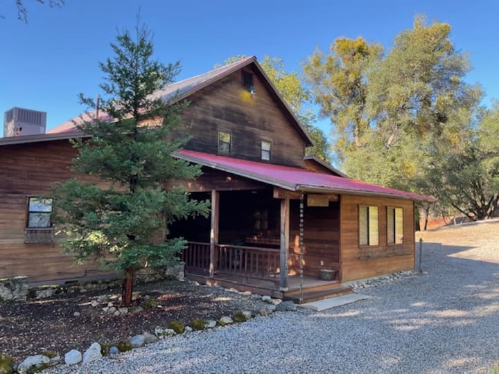 Sierra Berghaus - 3br3ba 30min To Yosemite - Bass Lake, CA