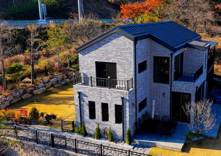 신축&독채펜션.58평.
호텔식침구.보드게임.
불멍.바베큐.가족.커플(방4.복층1.욕실3) - Corea del Sud