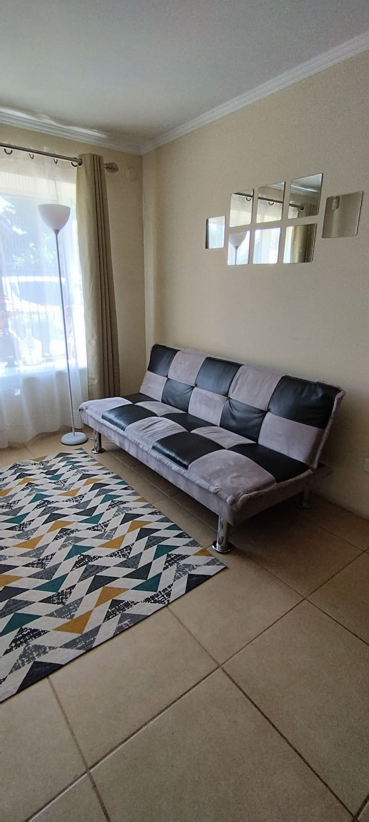 Hermosa Y Cómoda Casa En Valdivia - Valdivia