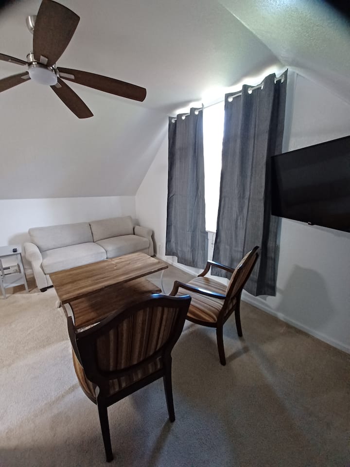 Cute One Bedroom Apartment Close To Downtown - Walla Walla, WA