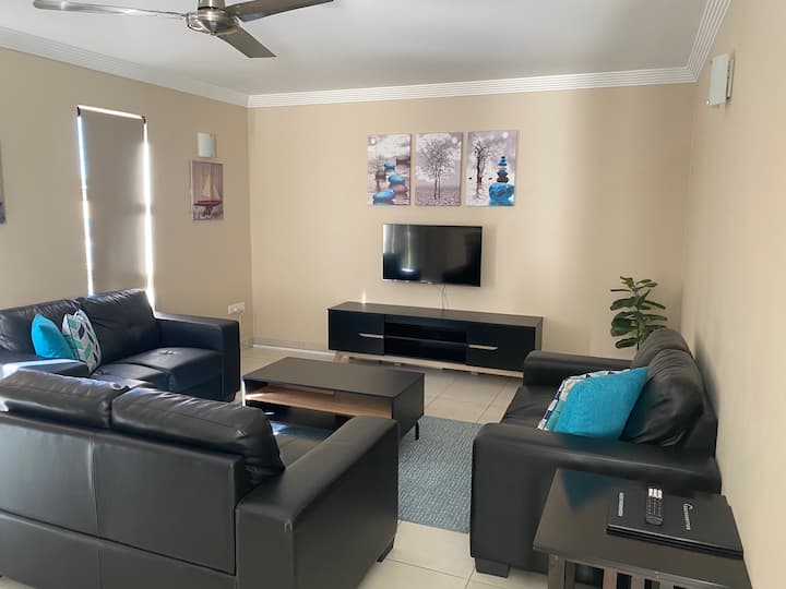 Deluxe 3 Bedroom Apartment - Rockhampton