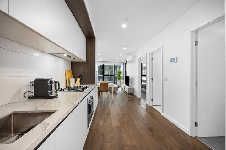 Joyful View Family Residence 3br - L26 - Box Hill