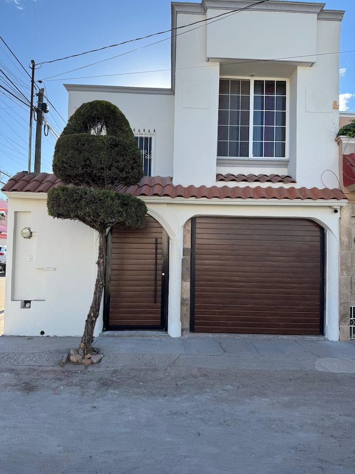 Hospedate En Casa De Los Generales. - Durango