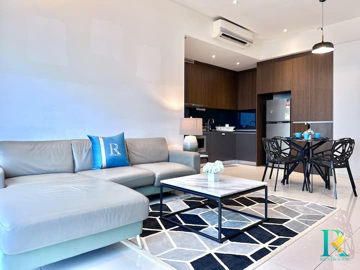 Grand Medini. Urban Suite @5pax By Rr Jbcity - Jurong East