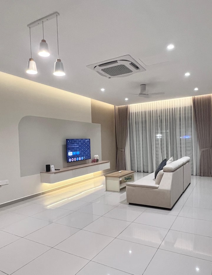 Leing Stay 21 - Segamat District