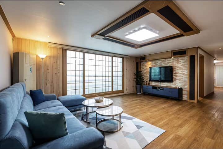 #파티룸#가족여행#배낚시#스쿠버다이빙#맛집탐방#올레길#도두봉절경#이호비치#공항10분#25명 - Jeju-si