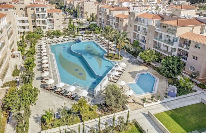 Casa Elisa Mit Terrasse & Garten Innenpool Gym - Paphos