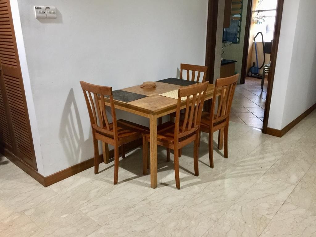 Room at Paya Laber MRT - Flats for Rent in Singapura, Singapore - Airbnb