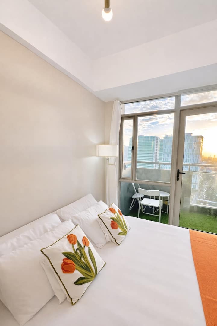 Studio Condo Manhattan Araneta Cubao - Quezon City