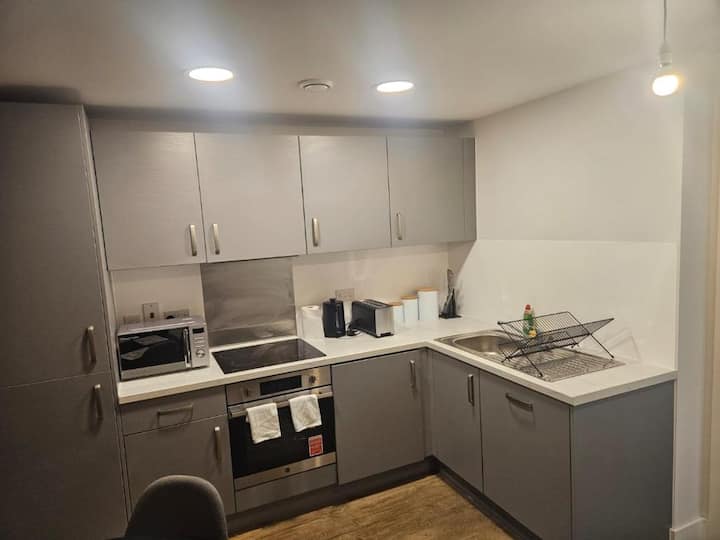 Stylish 2-bed • Free Parking • City Centre - Birmingham