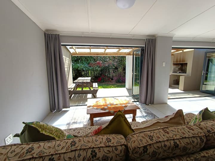 Orchard Cottage 2 - Hogsback