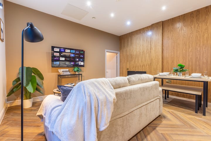 Leeds City Luxe W/ Parking | 8 Mins To Station! - Leeds