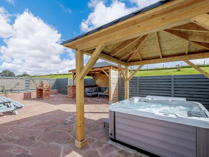 3 Bed In Alexandria (Oc-88758) - Balloch