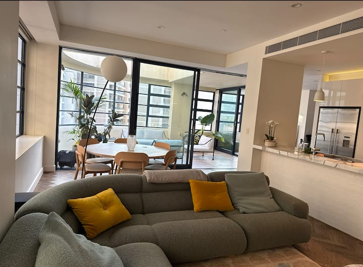 1920s Warehouse Loft In The Heart Of The City - Woollahra