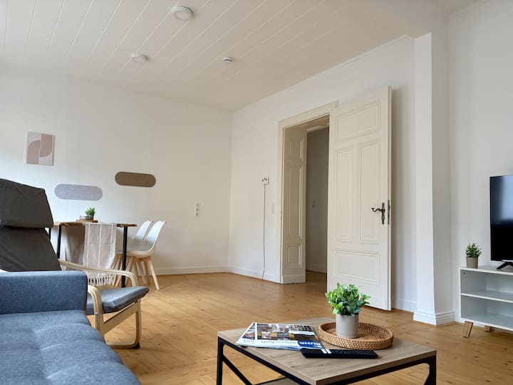 Charmante Altbauwohnung In Zentraler Lage - Dortmund